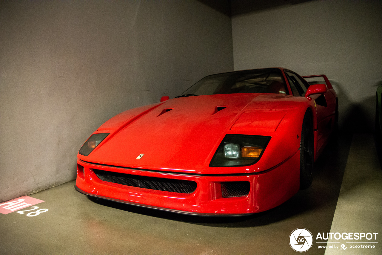 Ferrari F40 - 06 January 2019 - Autogespot