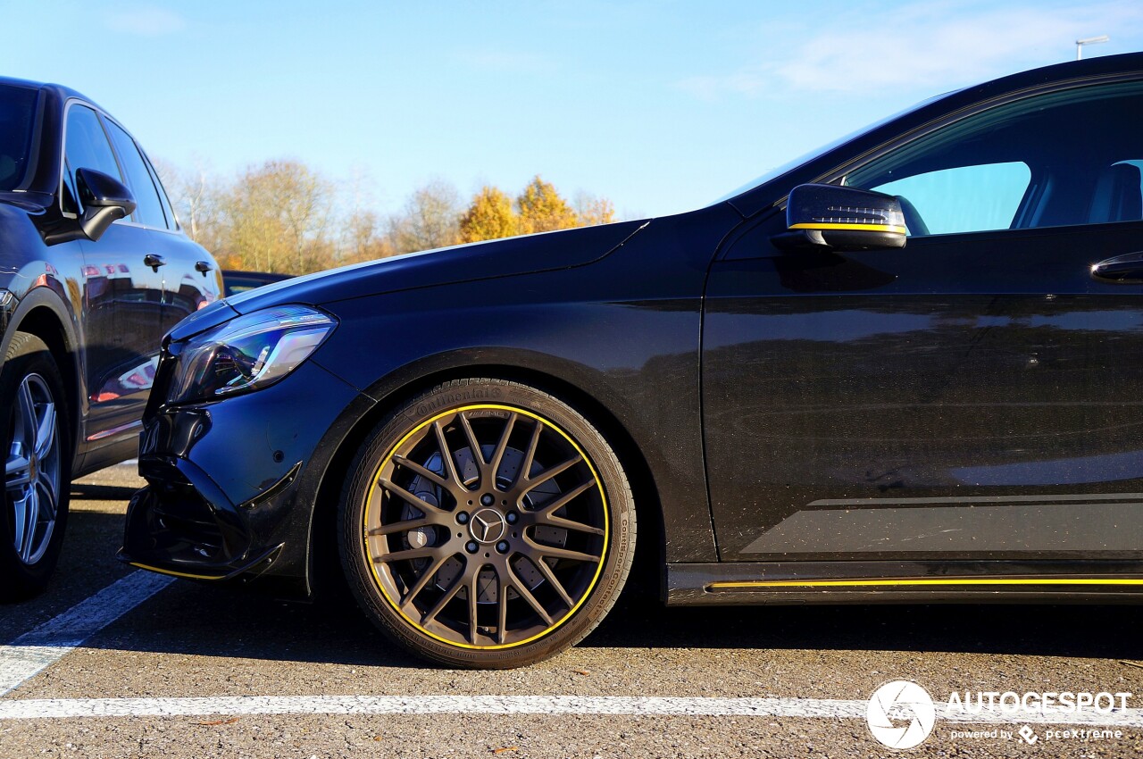 Mercedes-AMG A 45 W176 Yellow Night Edition - 29 January 2019 - Autogespot