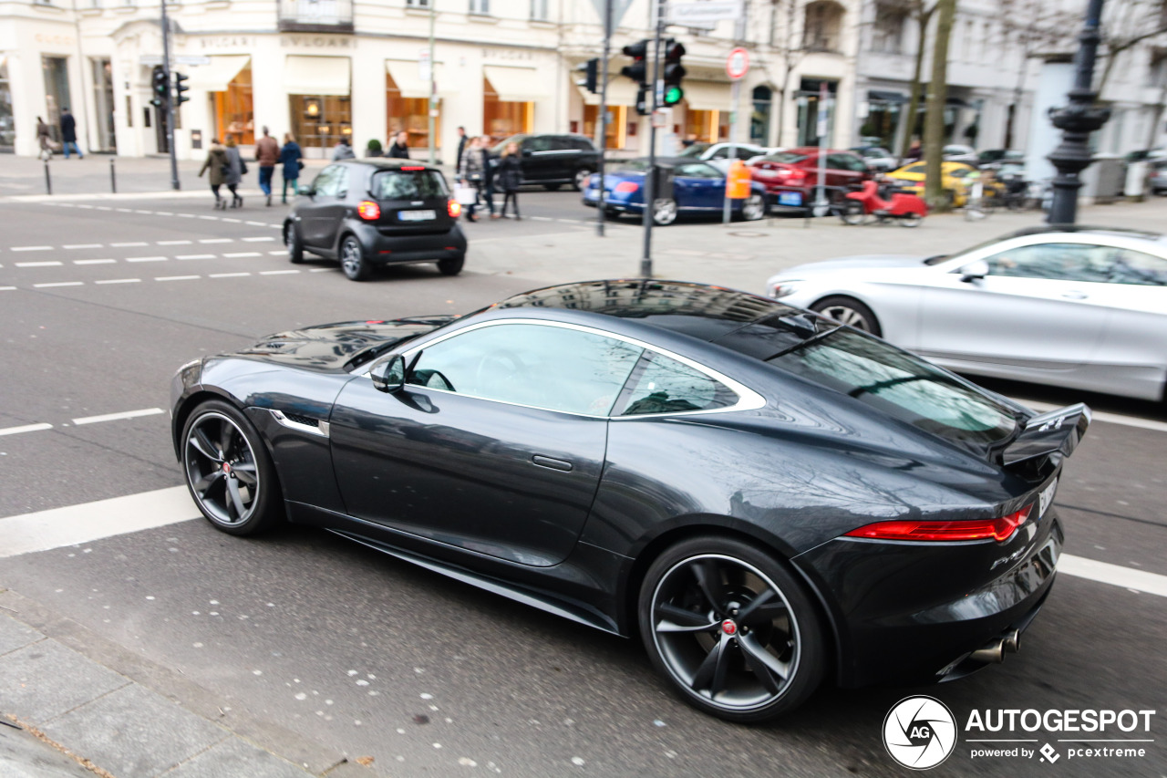 Jaguar F-TYPE R AWD Coupé - 02 March 2019 - Autogespot