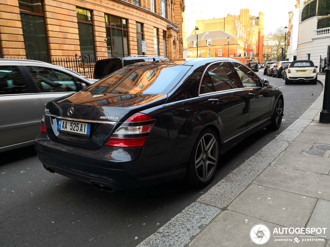 Mercedes-Benz S 65 AMG V221 - 11 March 2019 - Autogespot
