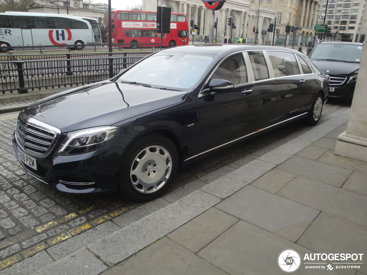 Mercedes-Maybach S 600 Pullman VV222 - 22 March 2019 - Autogespot