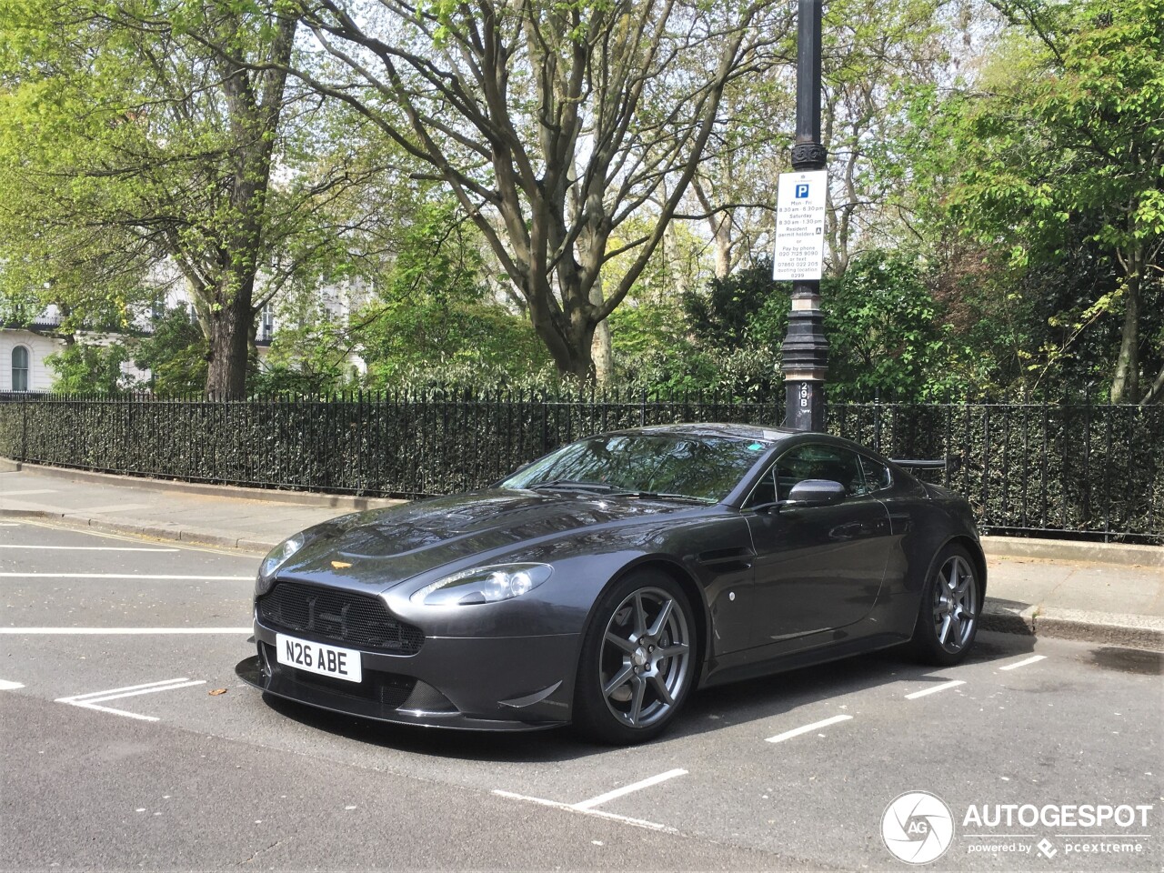 Aston Martin V8 Vantage - 22 April 2019 - Autogespot