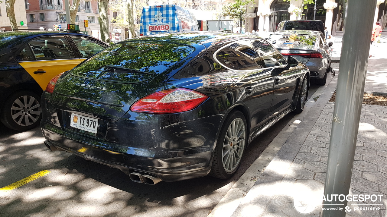 Porsche 970 Panamera Turbo S MkI - 26 April 2019 - Autogespot