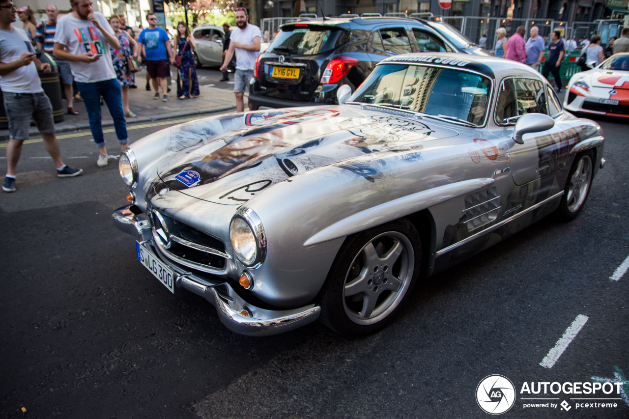 Mercedes-Benz 300 SL Gullwing V8 AMG - 09 May 2019 - Autogespot