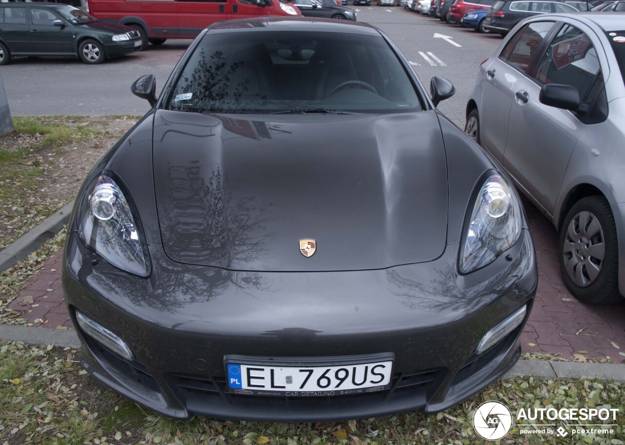 Porsche 970 Panamera GTS MkI - 13 May 2019 - Autogespot