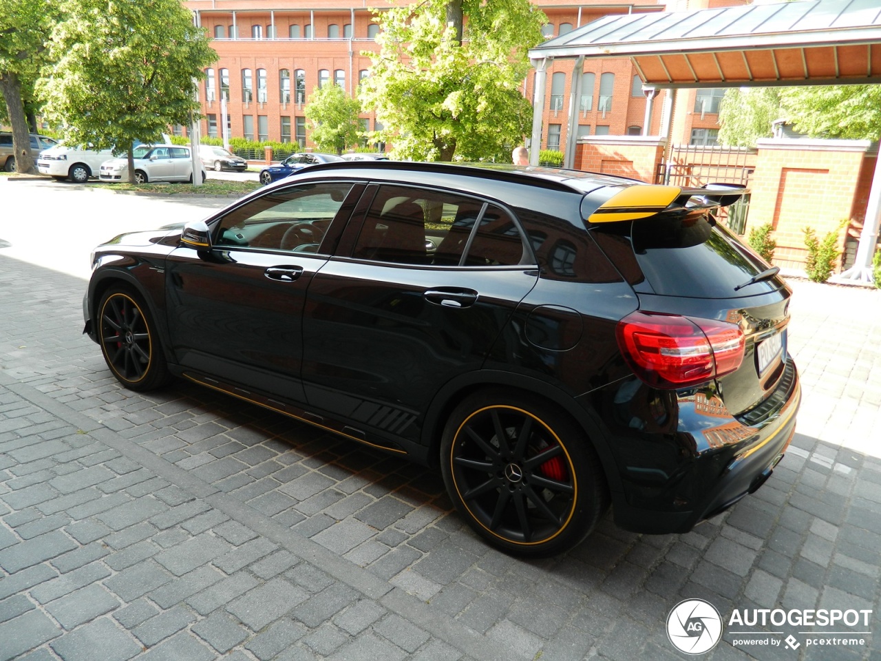 Mercedes-AMG GLA 45 X156 Yellow Night Edition - 08 July 2019 - Autogespot