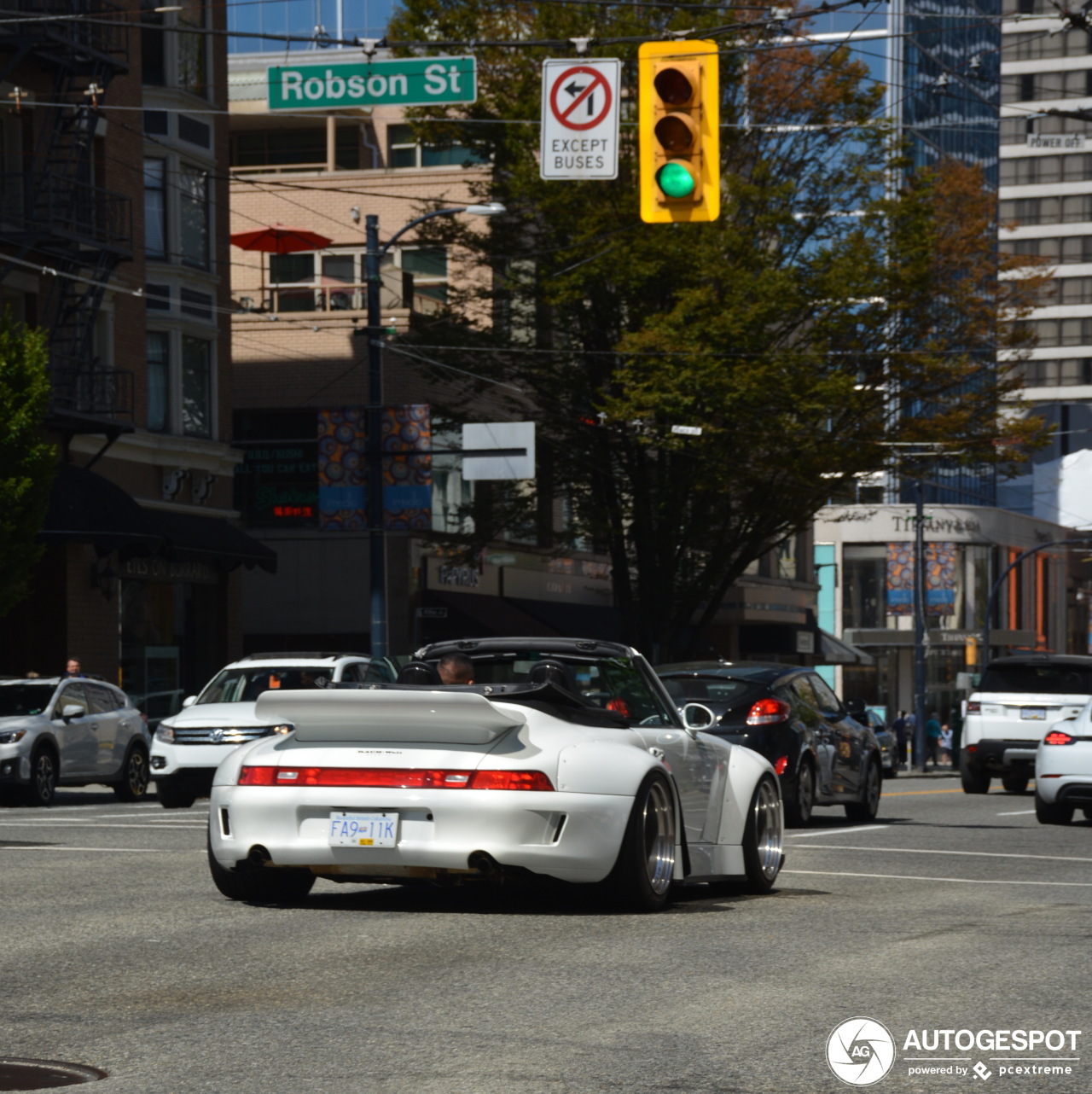Porsche 993 Cabriolet Rauh-Welt Begriff - 08 July 2019 - Autogespot