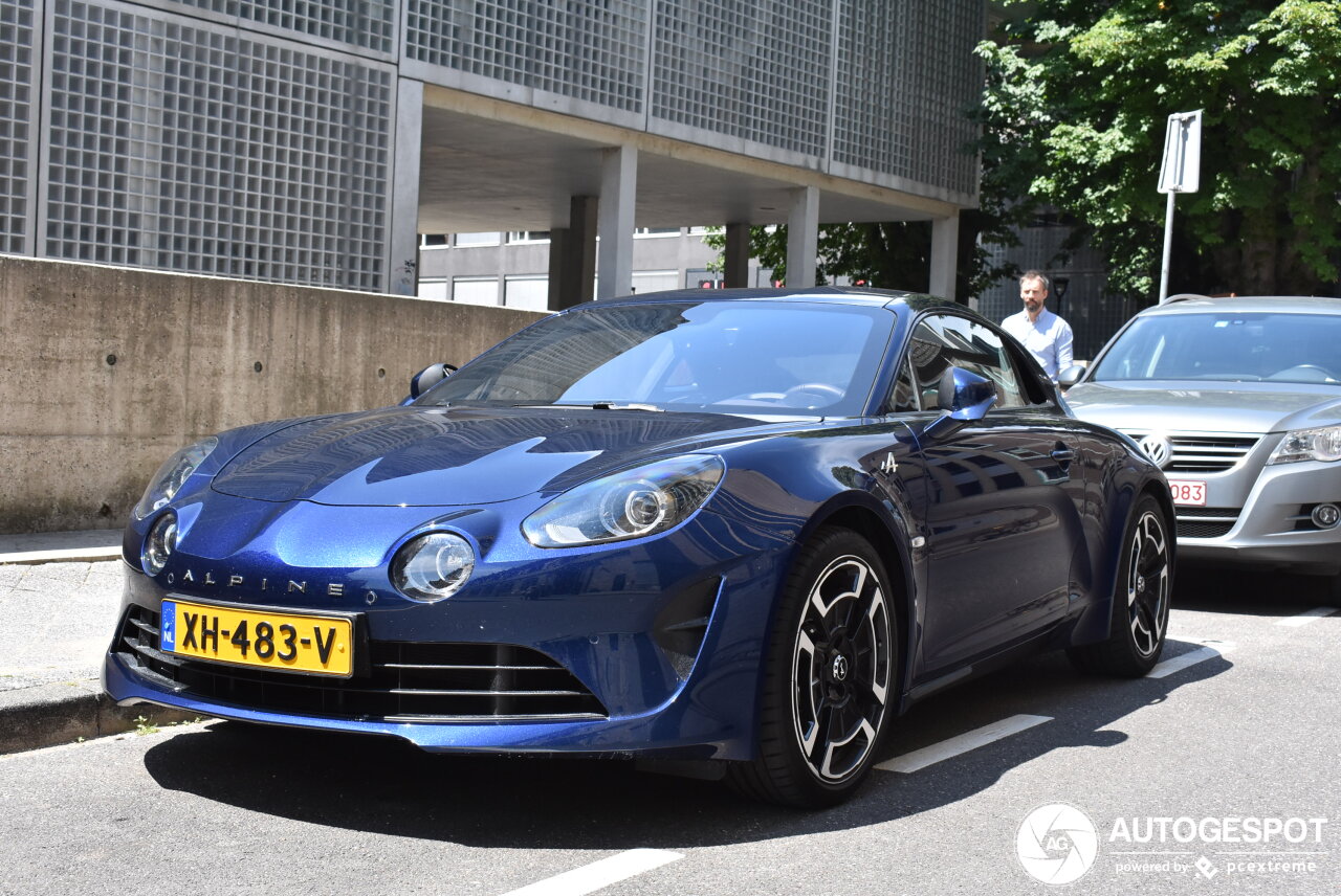 Alpine A110 Légende - 20 July 2019 - Autogespot