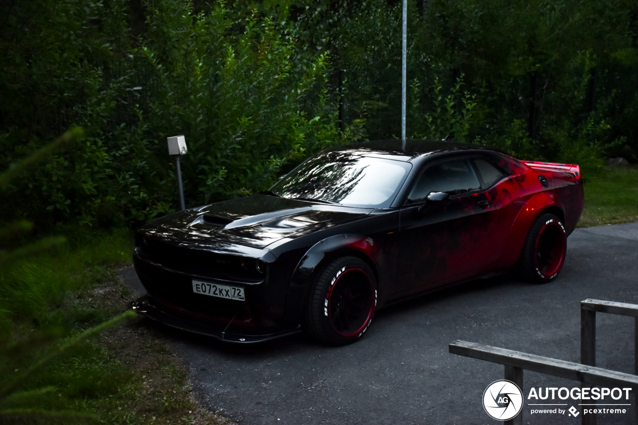 Dodge Challenger SRT Hellcat Liberty Walk Widebody - 04 August 2019 ...