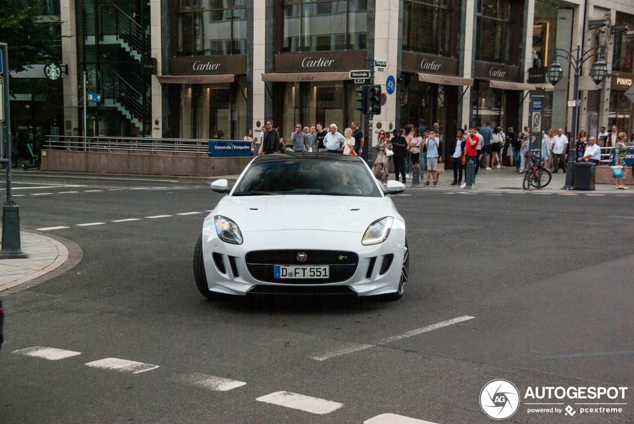 Jaguar F-TYPE R AWD Coupé - 11 August 2019 - Autogespot