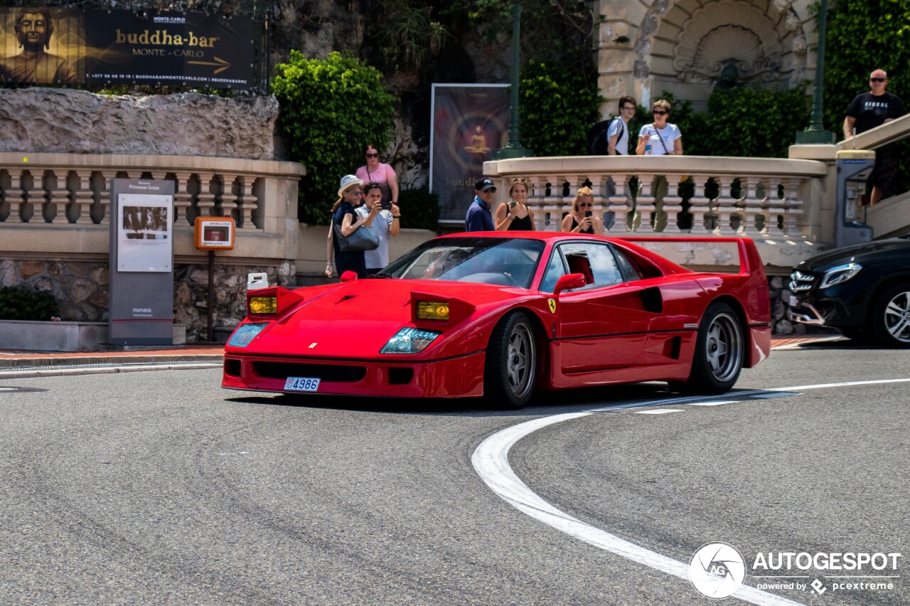 Ferrari F40 - 05 October 2019 - Autogespot
