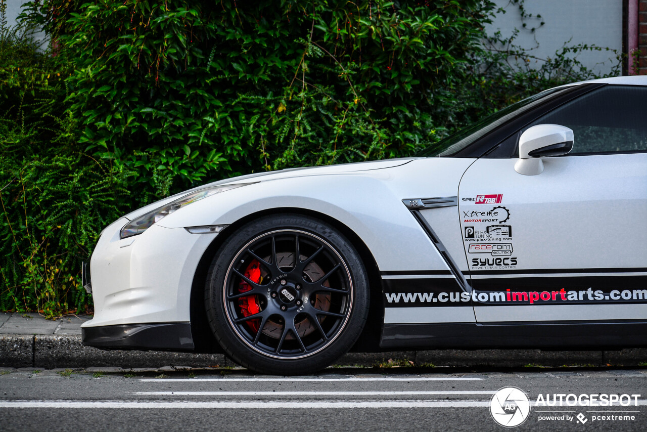 Nissan GT-R HKS 700R - 07 October 2019 - Autogespot