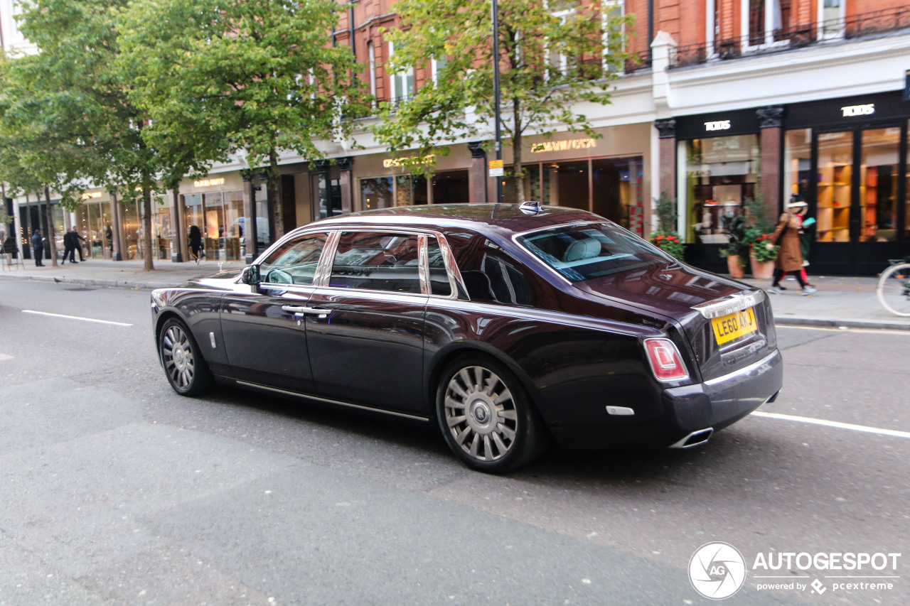 Rolls-Royce Phantom VIII EWB - 11 October 2019 - Autogespot