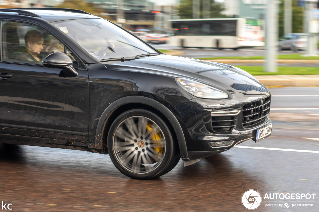 Porsche 958 Cayenne Turbo S MkII - 14 October 2019 - Autogespot