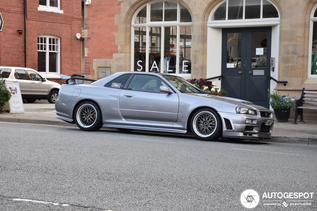Nissan Skyline R34 GT-R V-Spec - 17 October 2019 - Autogespot