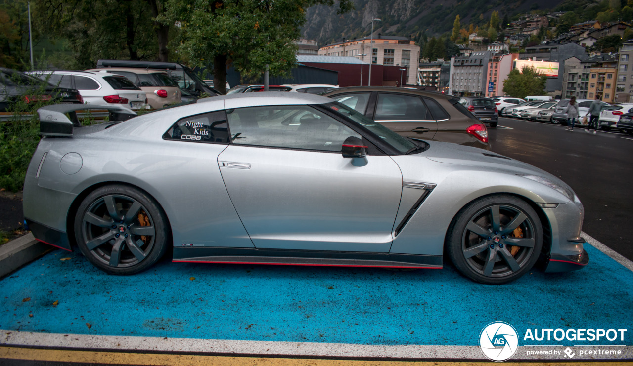 Nissan GT-R - 08 November 2019 - Autogespot