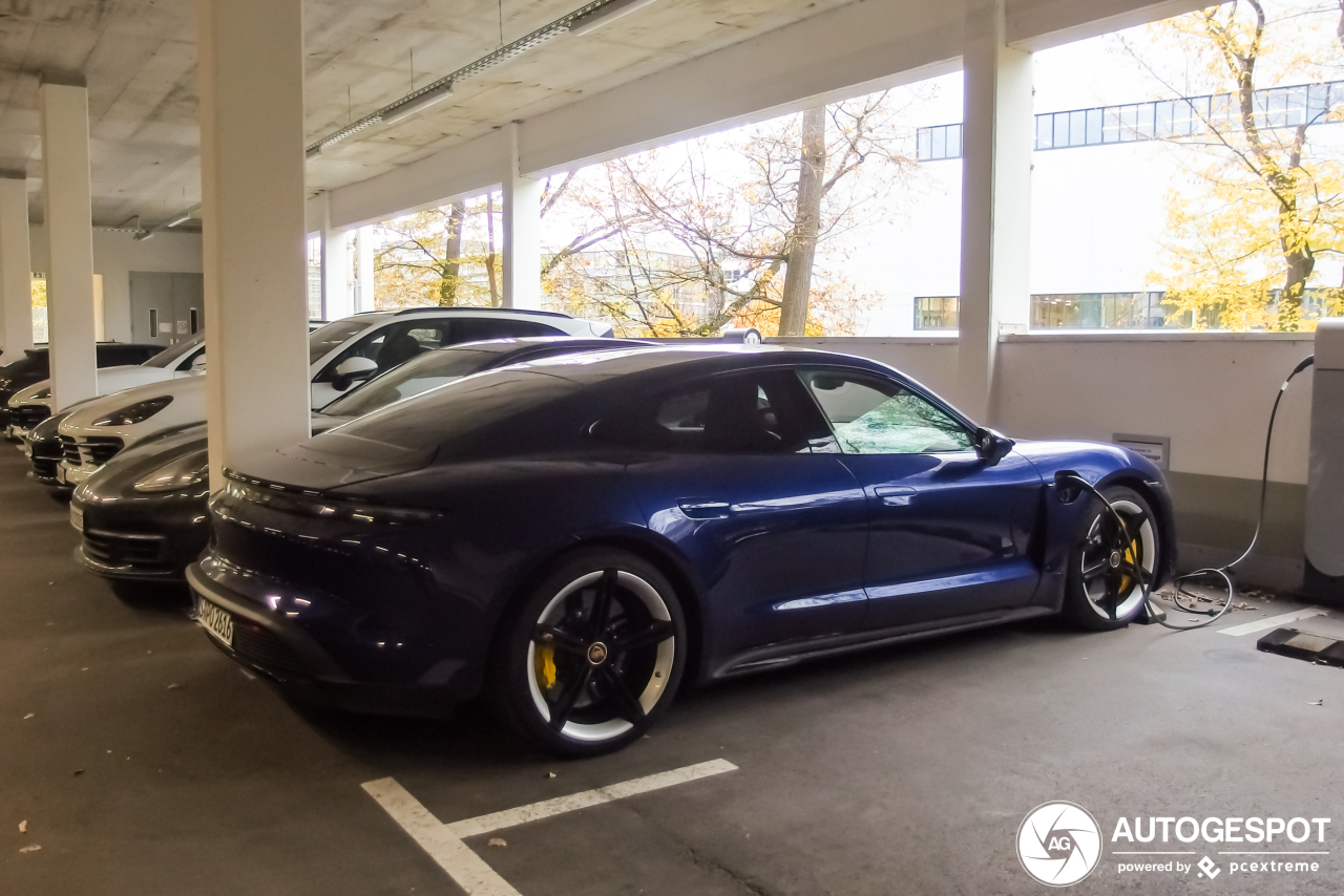 Porsche Taycan Turbo S - 08 November 2019 - Autogespot