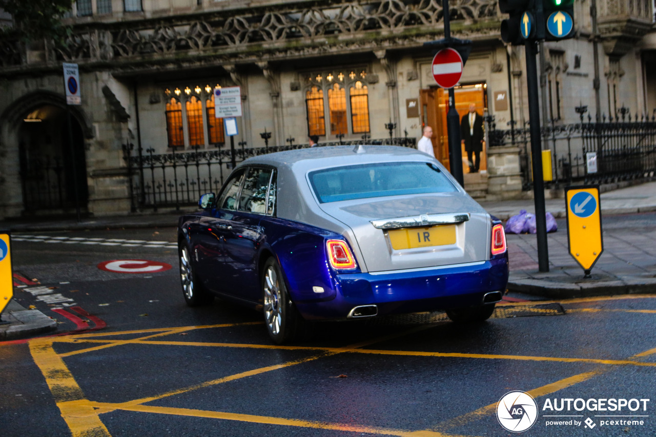 Rolls-Royce Phantom VIII EWB - 11 November 2019 - Autogespot