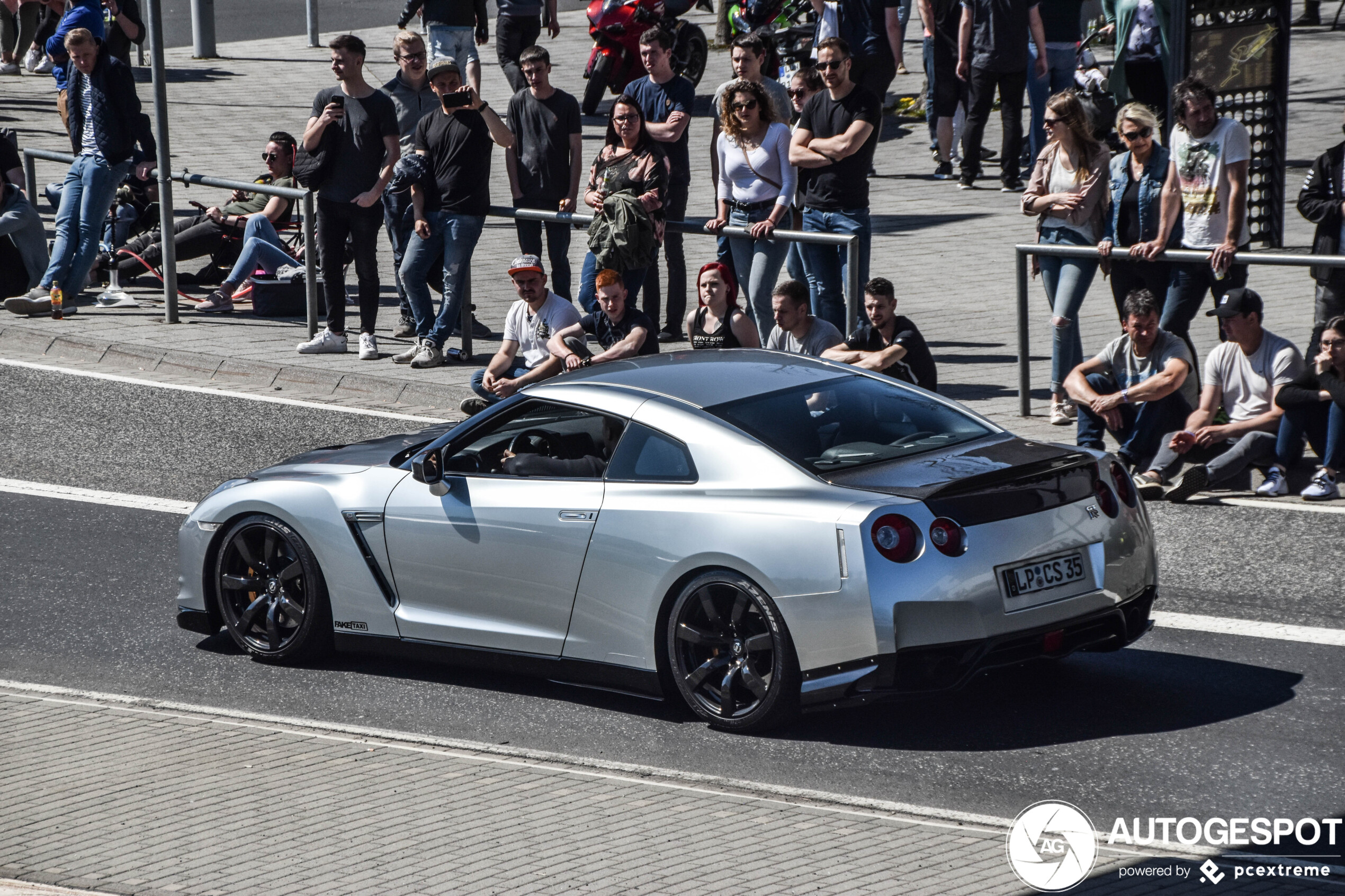 Nissan GT-R - 19 December 2019 - Autogespot