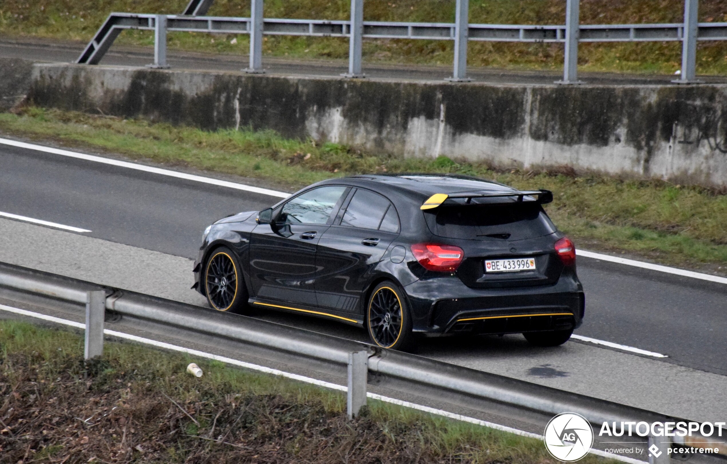 Mercedes-AMG A 45 W176 Yellow Night Edition - 03 January 2020 - Autogespot
