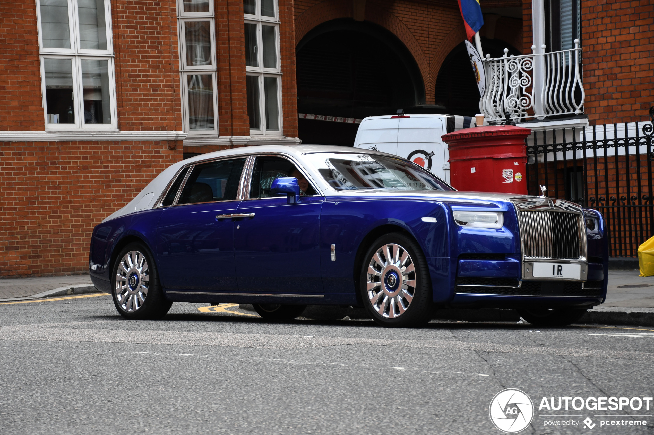 Rolls-Royce Phantom VIII EWB - 13 January 2020 - Autogespot