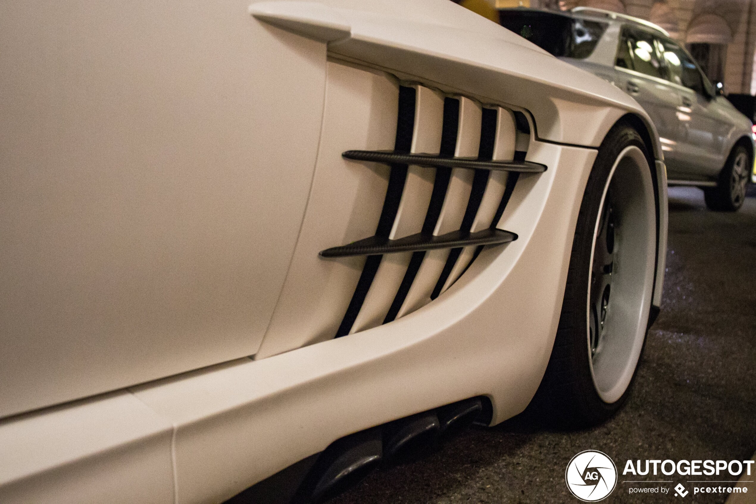 Mercedes-Benz FAB Design SLR McLaren Roadster Desire - 29 January 2020 ...