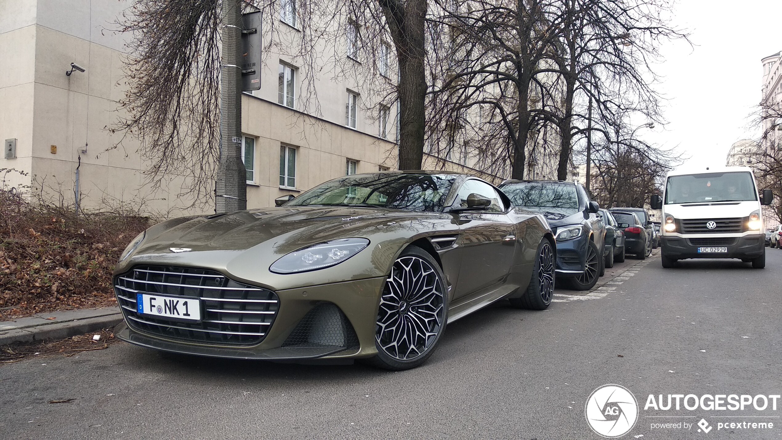 Aston Martin DBS Superleggera OHMSS Edition - 06 March 2020 - Autogespot