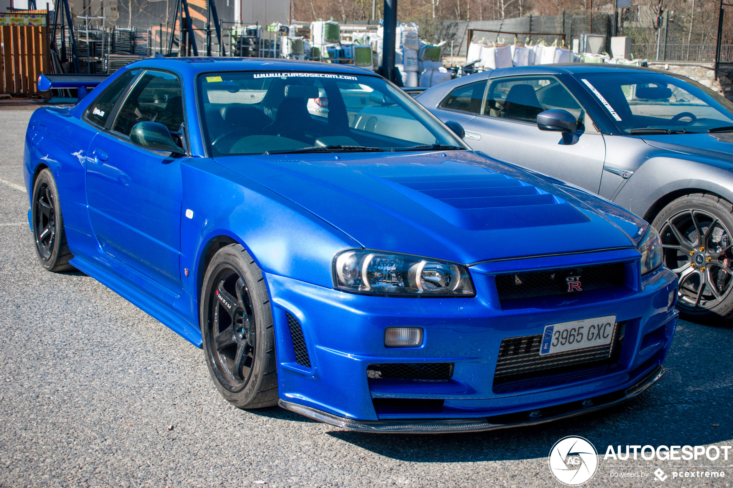Nissan Skyline R34 GT-R V-Spec II - 12 marzo 2020 - Autogespot
