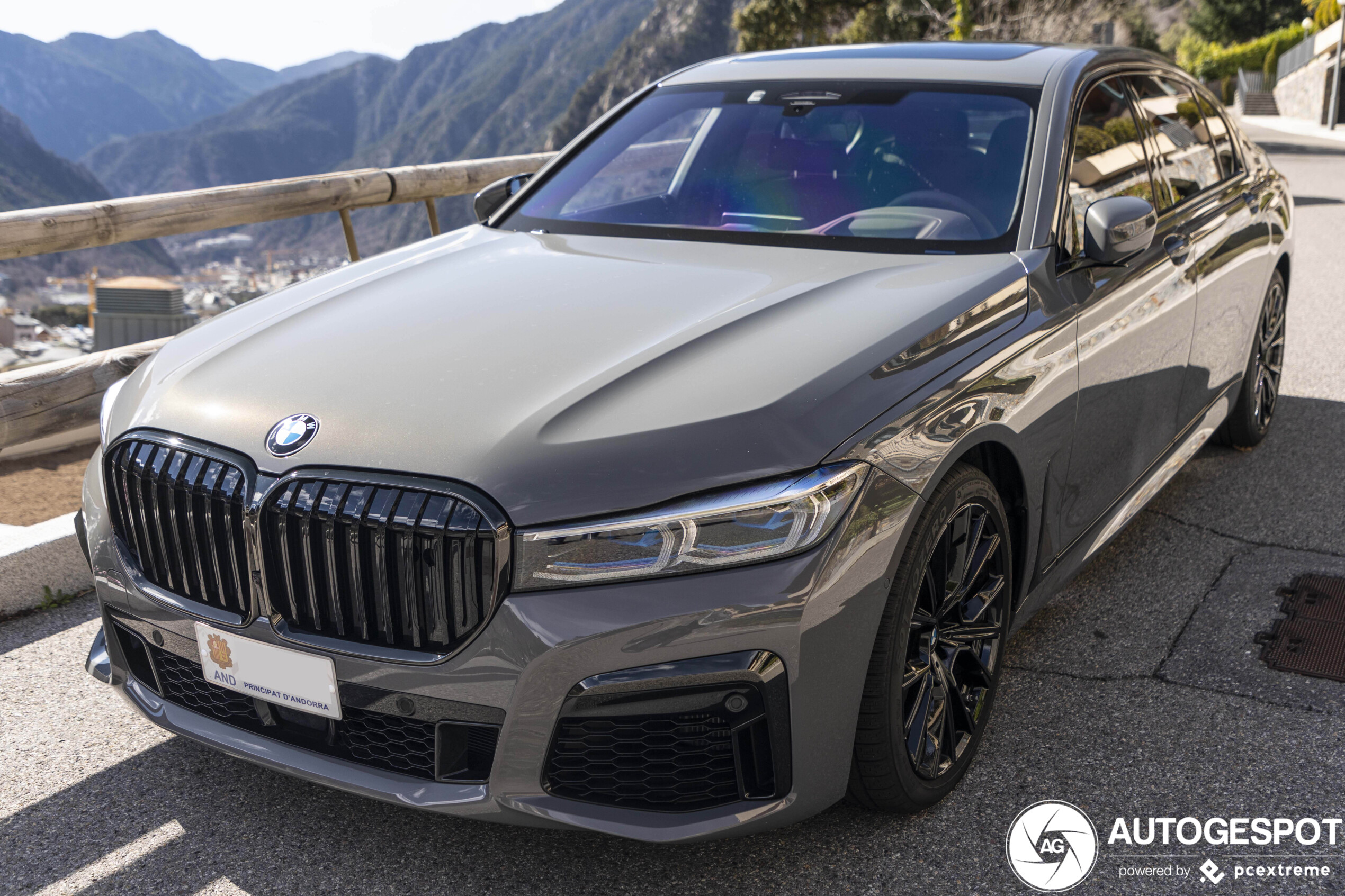 BMW M760Li xDrive 2019 - 16 March 2020 - Autogespot