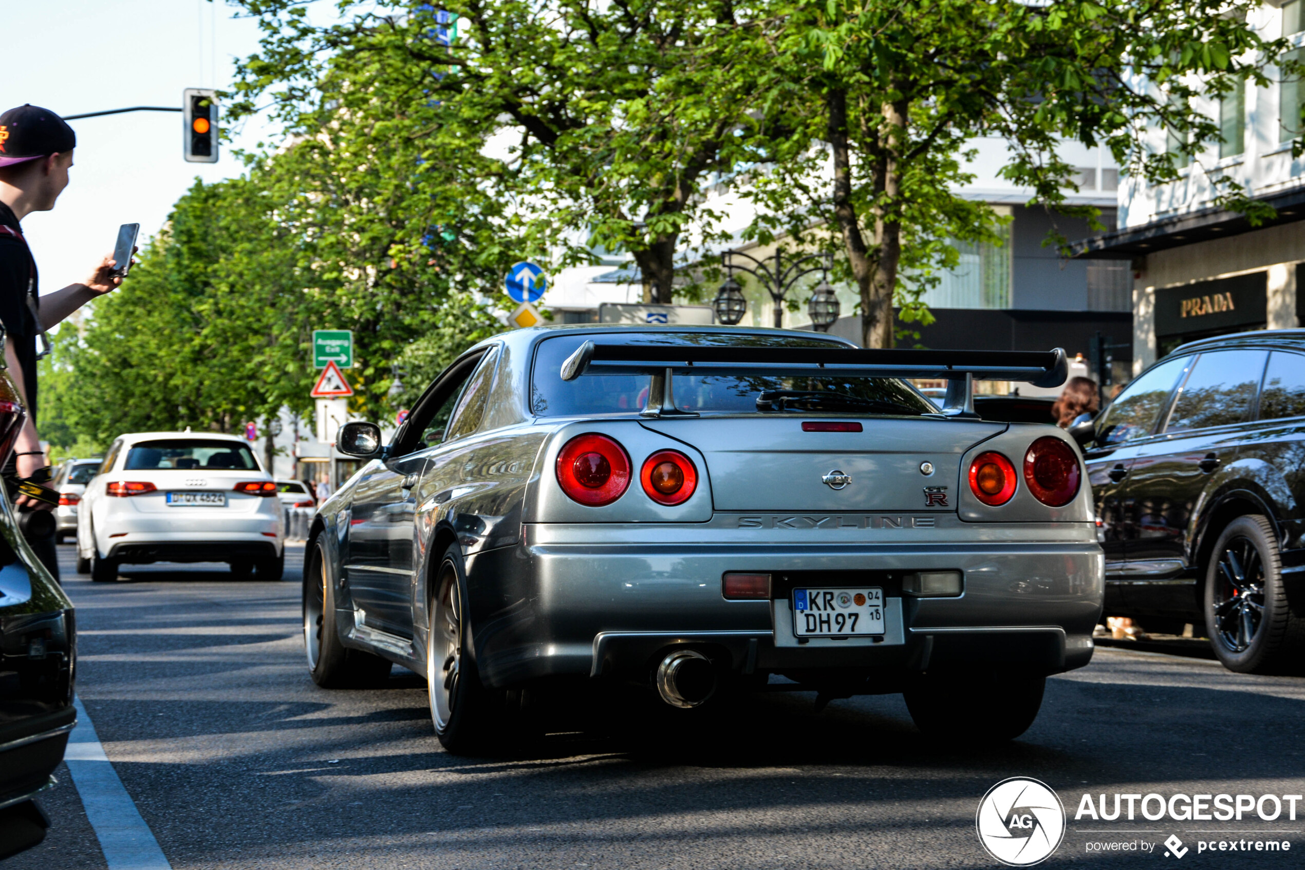 Nissan Skyline R34 GT-R - 24 March 2020 - Autogespot