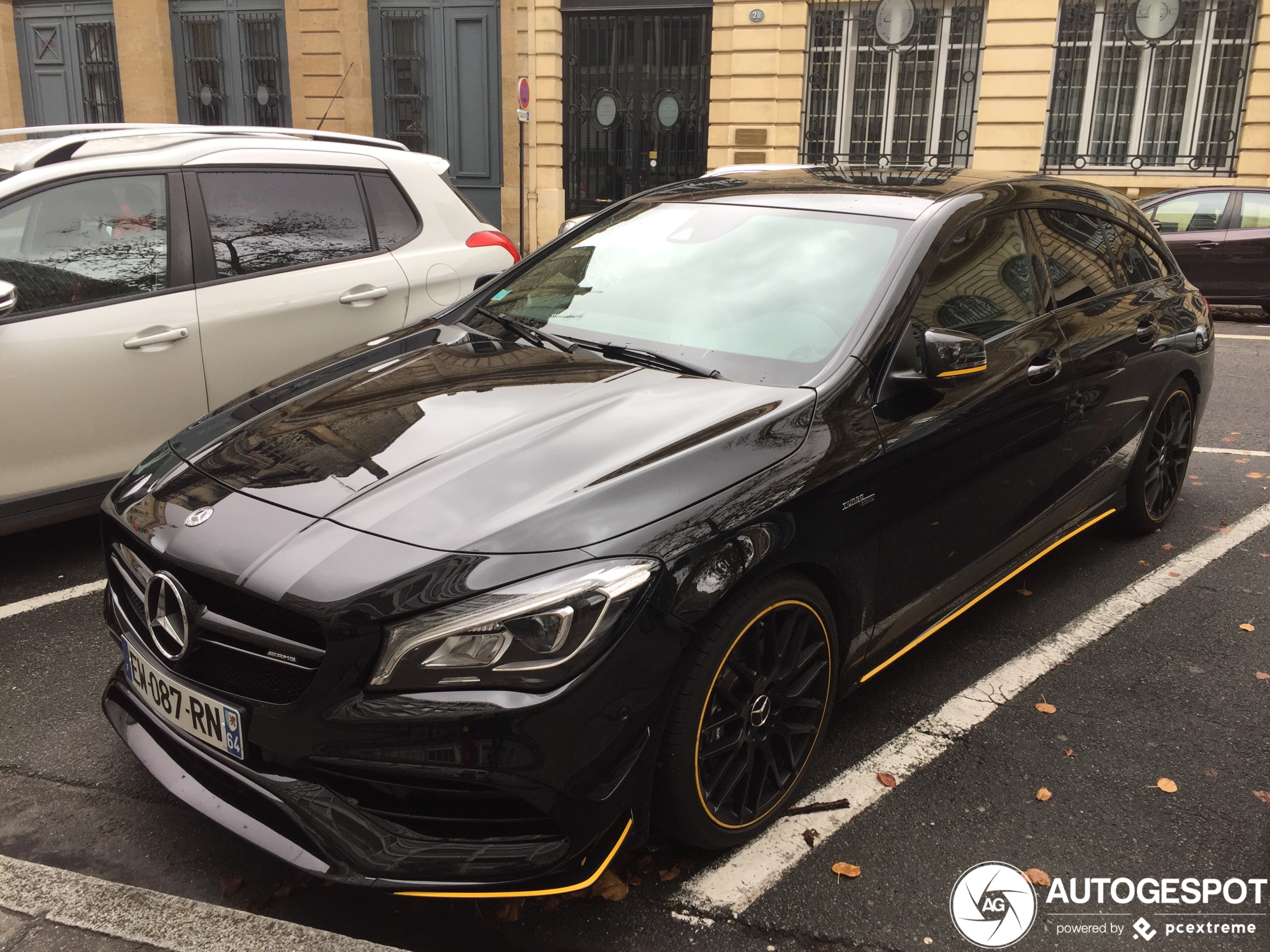 Mercedes-AMG CLA 45 Shooting Brake X117 Yellow Night Edition - 27 March ...