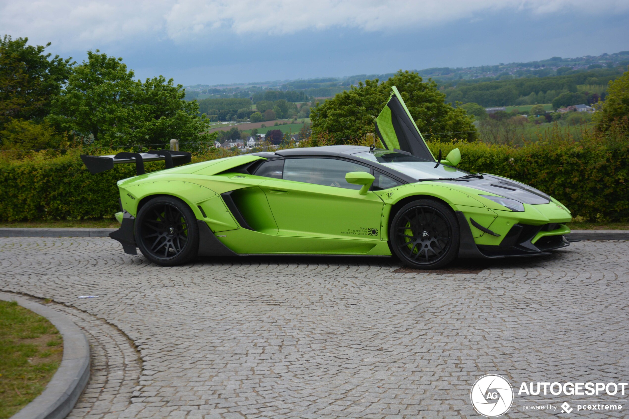 Lamborghini Aventador LP700-4 Roadster Liberty Walk LB Performance Wide ...