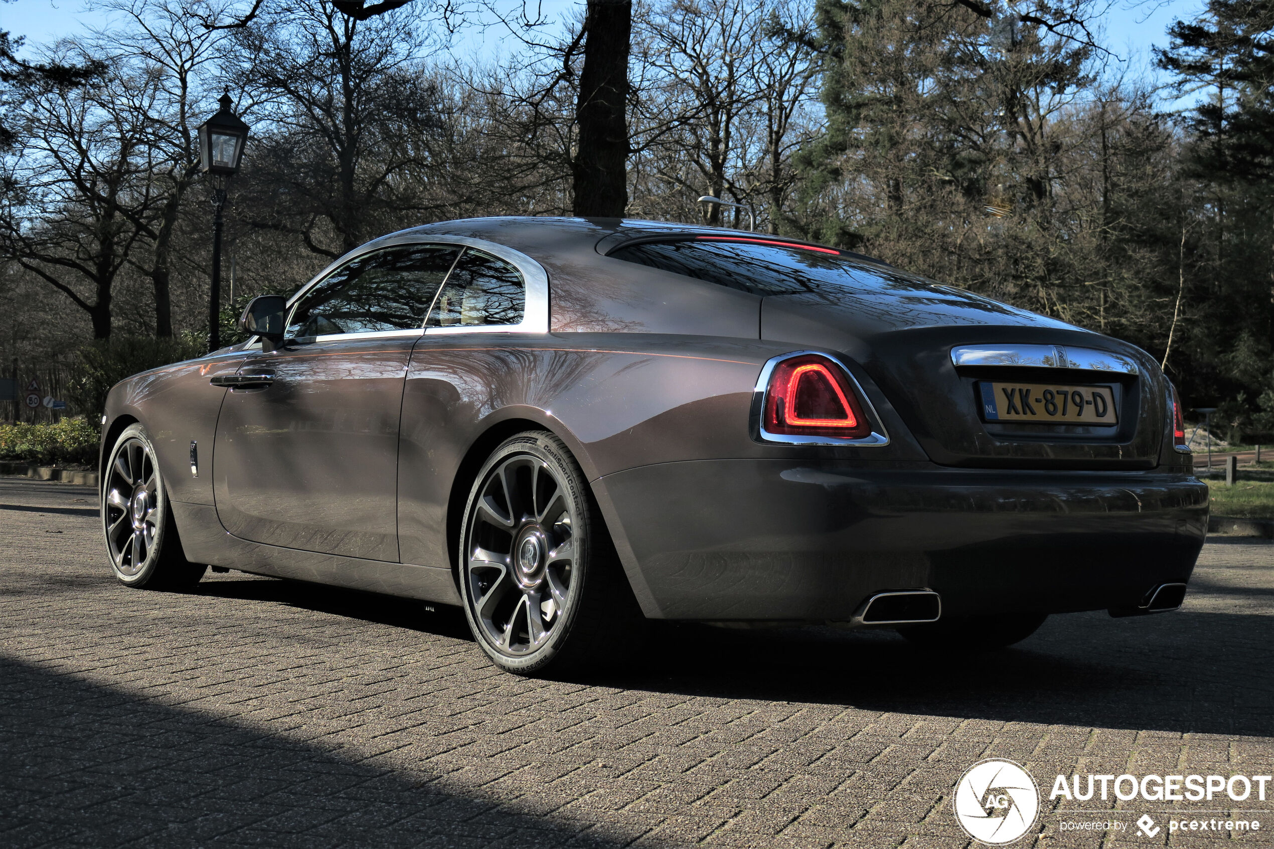 Rolls-Royce Wraith Series II Luminary Collection - 29 March 2020 ...