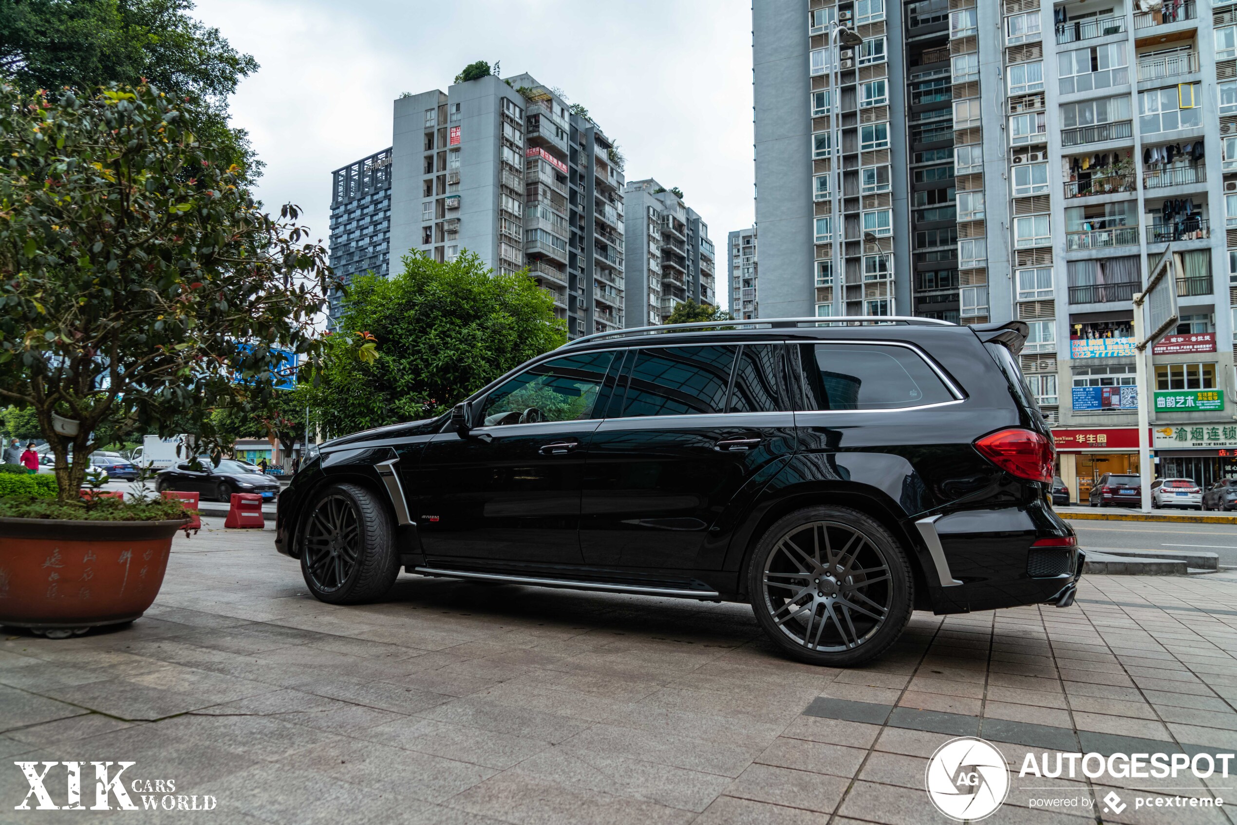 Mercedes-Benz Brabus GL B63S 700 GR Widestar - 31 March 2020 - Autogespot