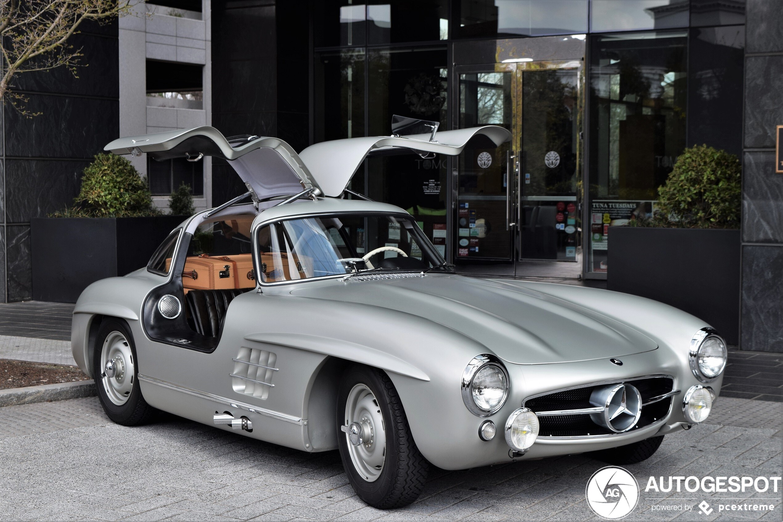 Mercedes-Benz 300SL Gullwing - 07 April 2020 - Autogespot