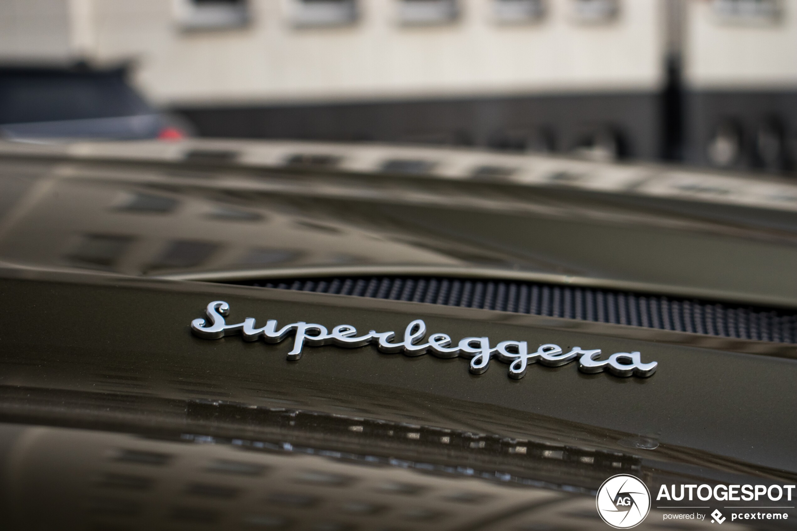 Aston Martin DBS Superleggera OHMSS Edition - 08 April 2020 - Autogespot