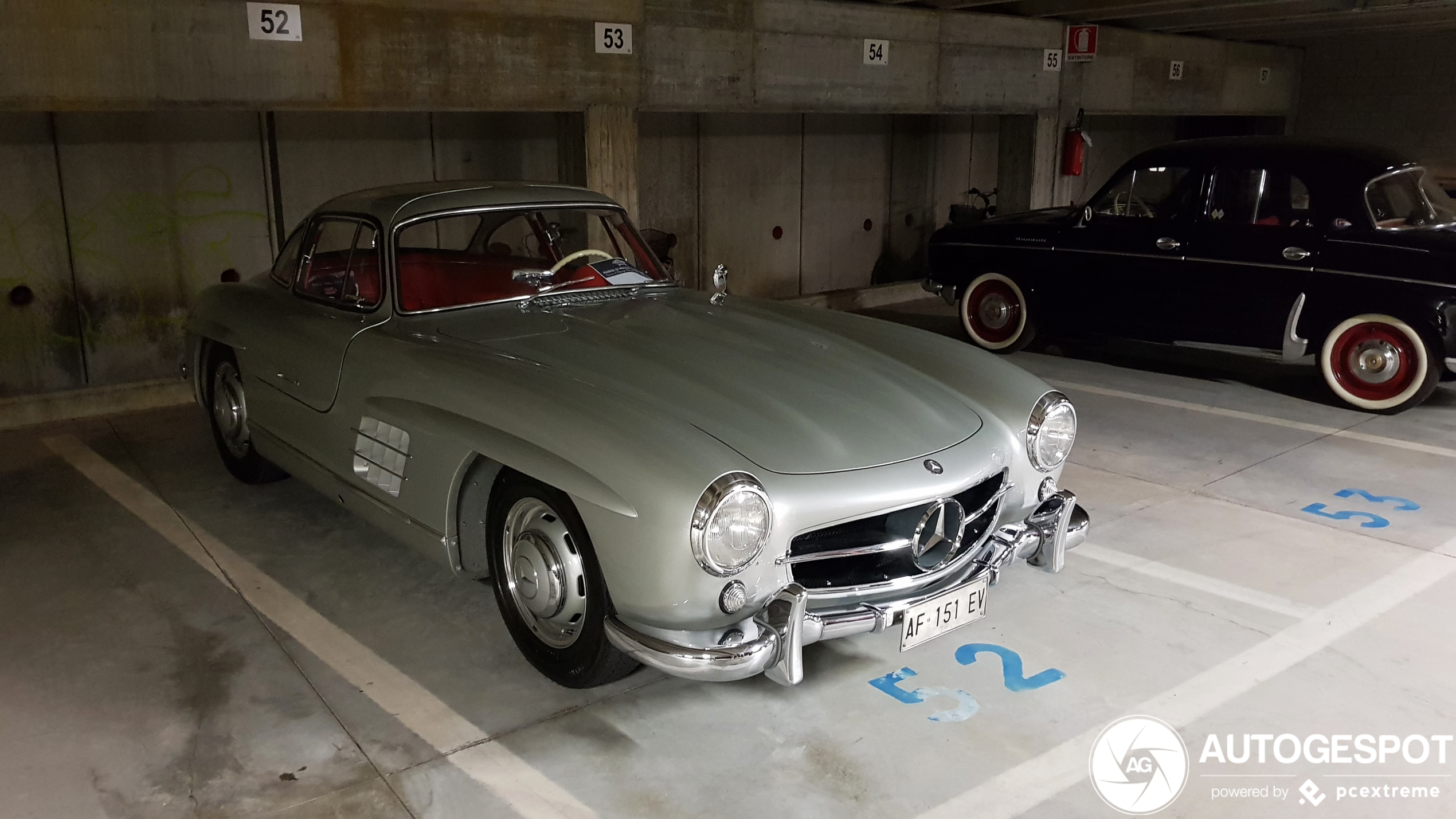 Mercedes-Benz 300SL Gullwing - 09 April 2020 - Autogespot
