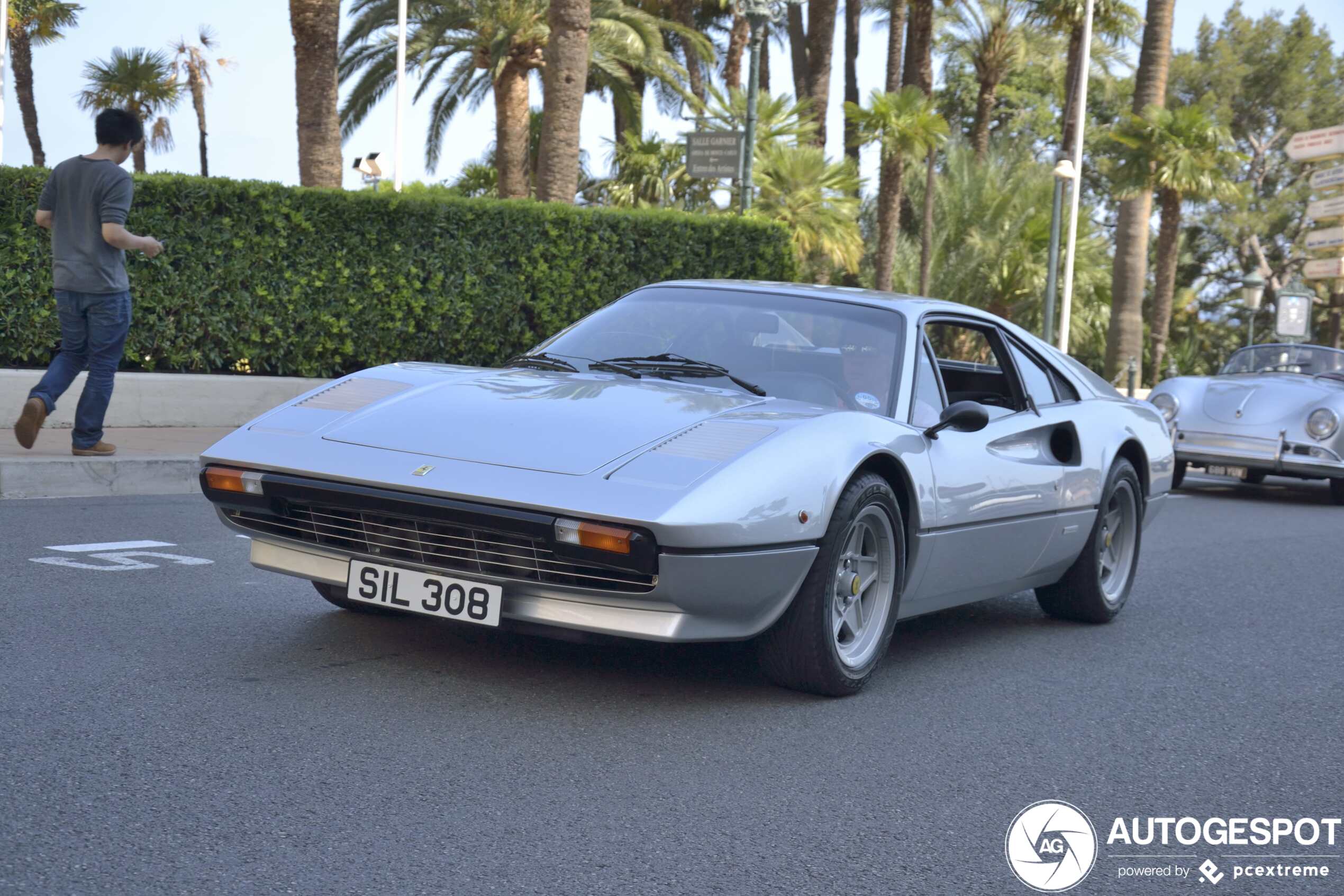 Ferrari 308 GTB - 12 April 2020 - Autogespot