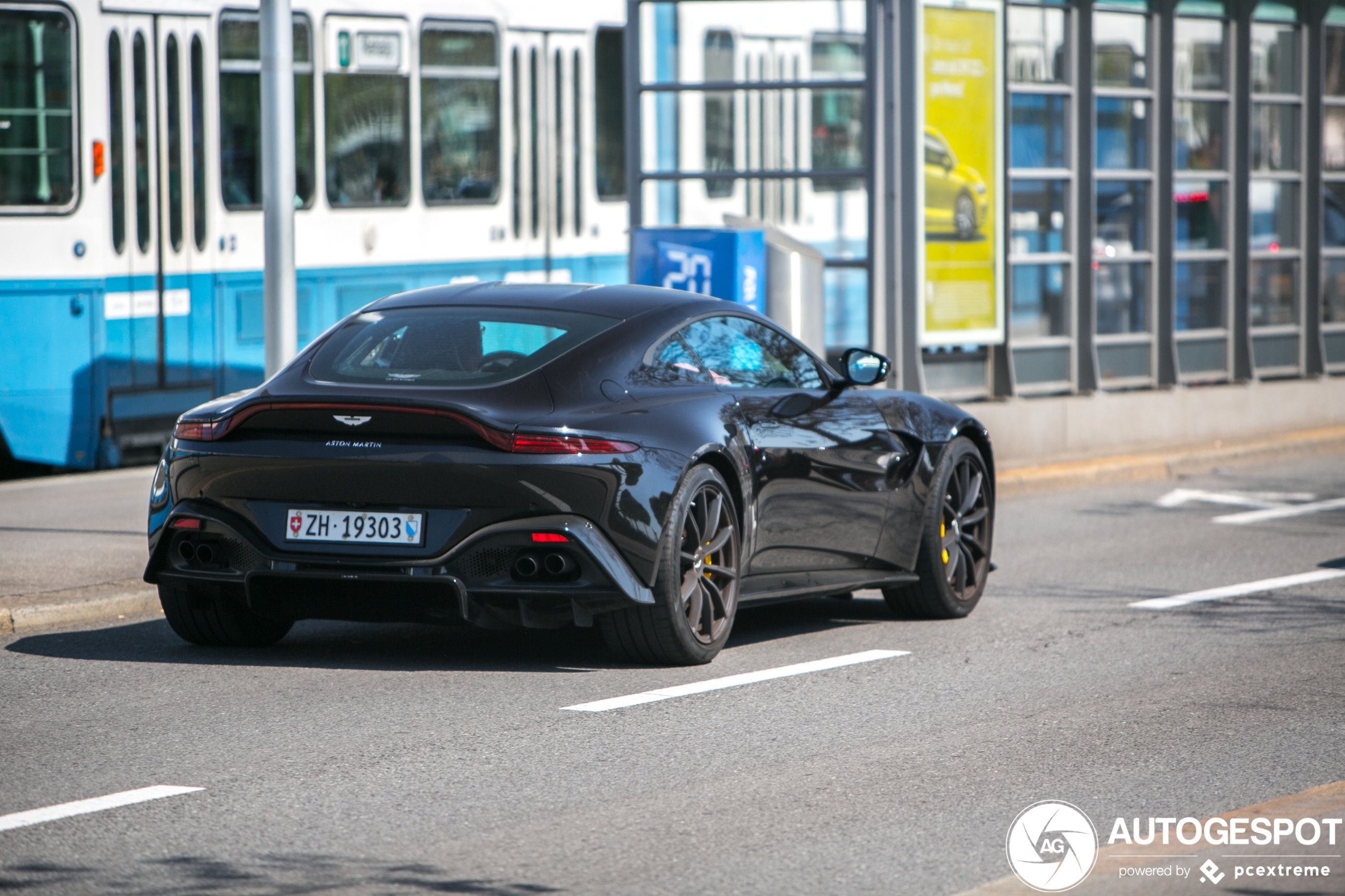 Aston Martin V8 Vantage 2018 - 13 April 2020 - Autogespot