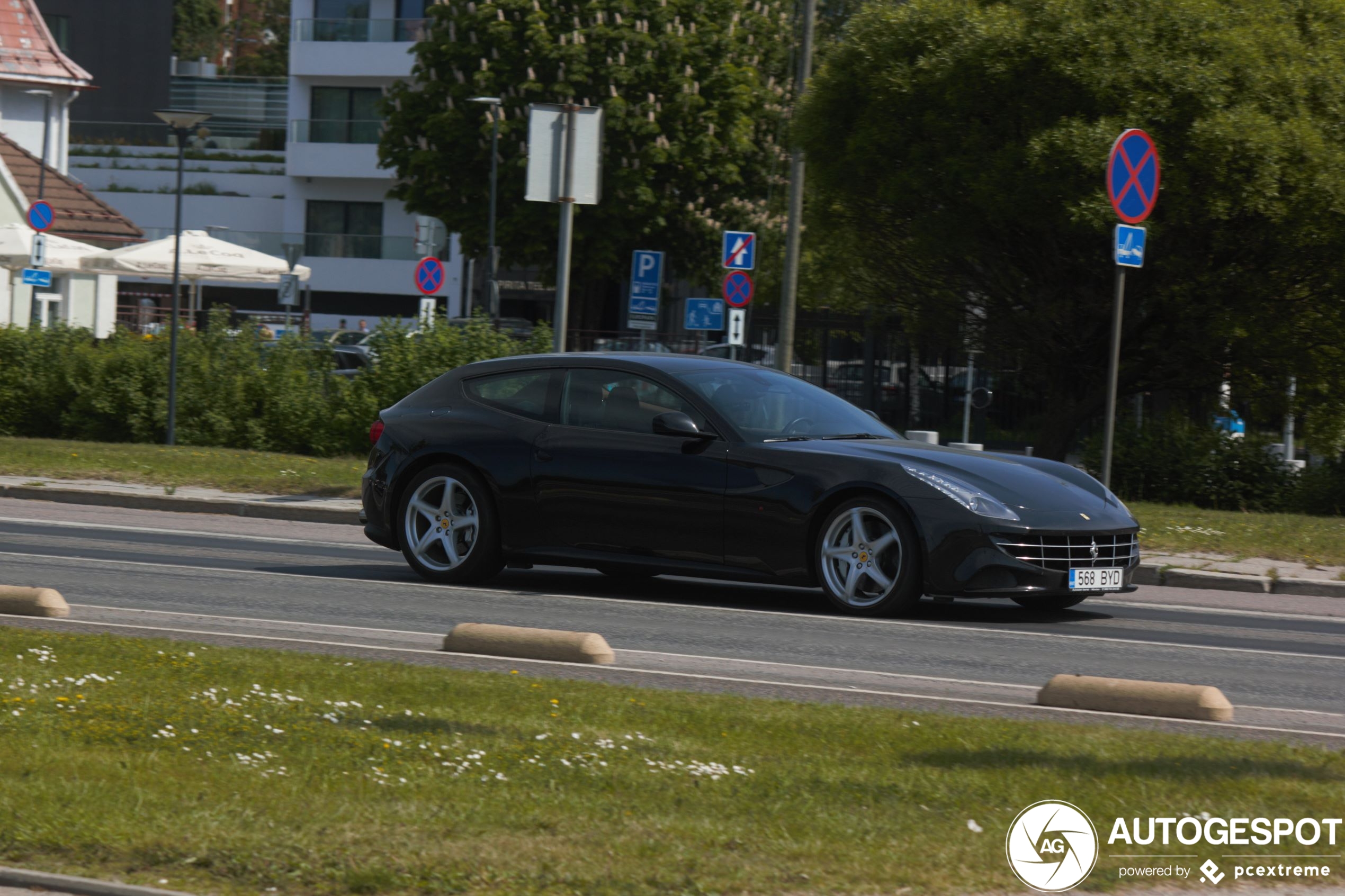 Ferrari FF - 13 June 2020 - Autogespot