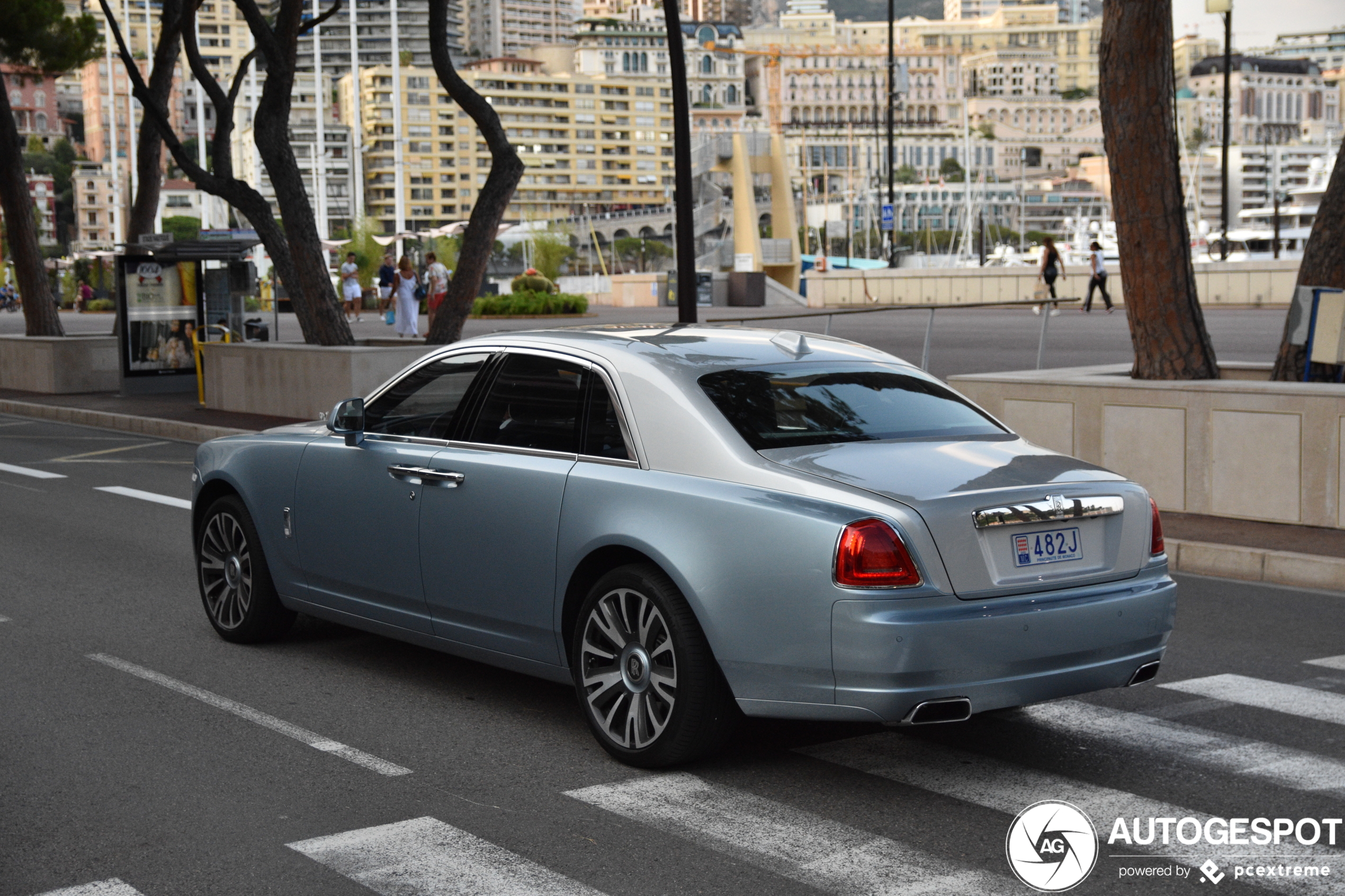 Rolls-Royce Ghost Series II Silver Ghost Collection - 31 July 2020 ...