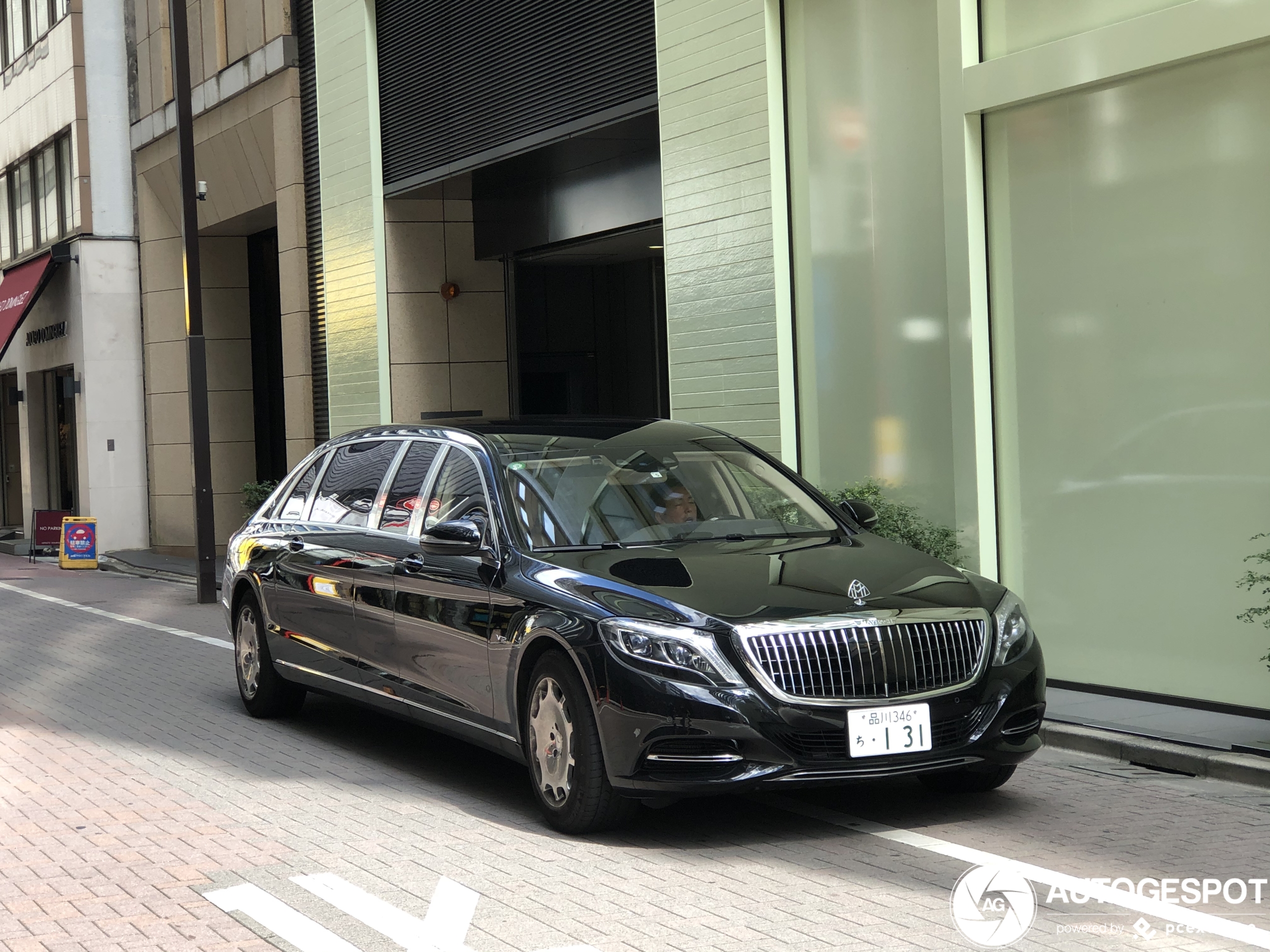 Mercedes-Maybach S 600 Pullman VV222 - 11 September 2020 - Autogespot