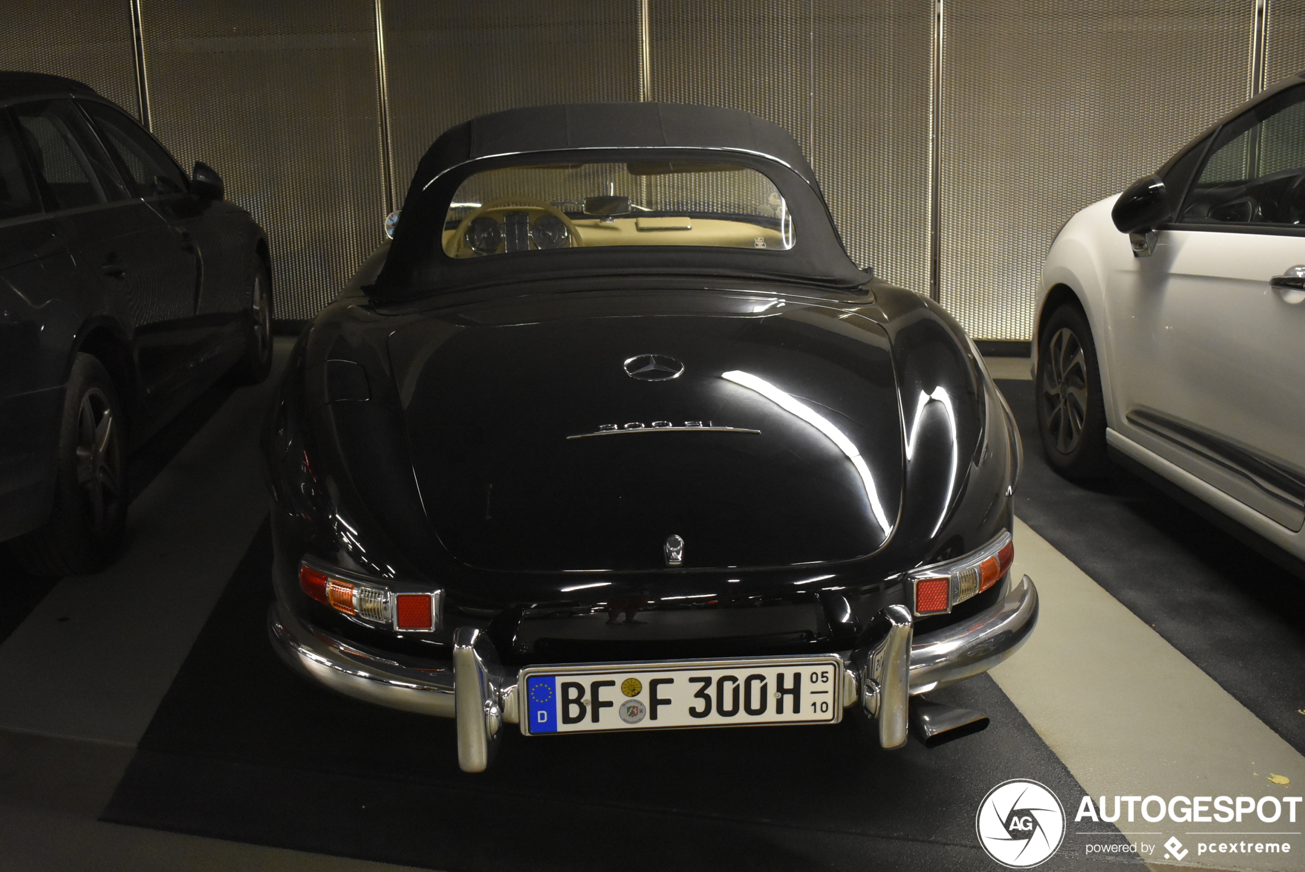 Mercedes-Benz 300SL Roadster - 19 September 2020 - Autogespot