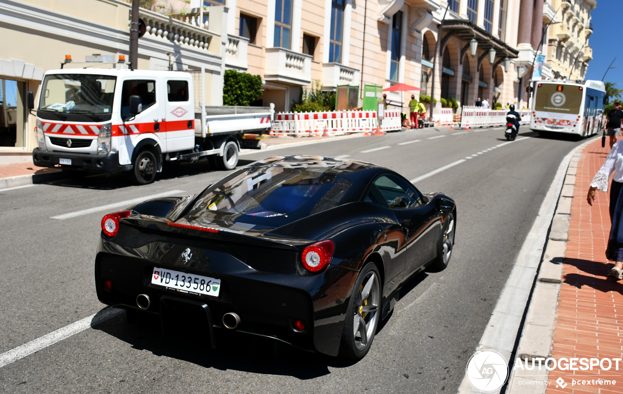 Ferrari 458 Speciale - 11 October 2020 - Autogespot