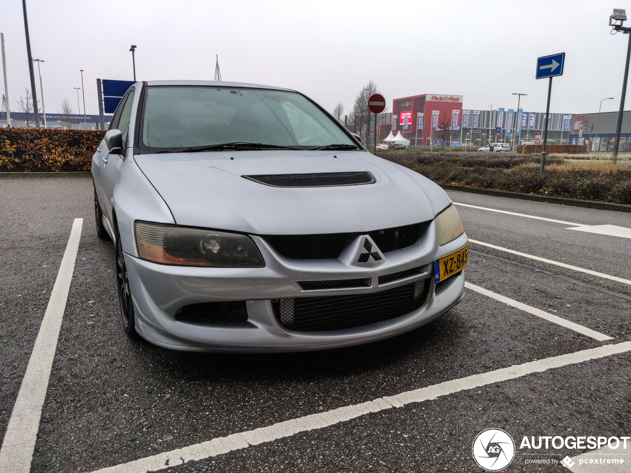 Mitsubishi Lancer Evo 8picture