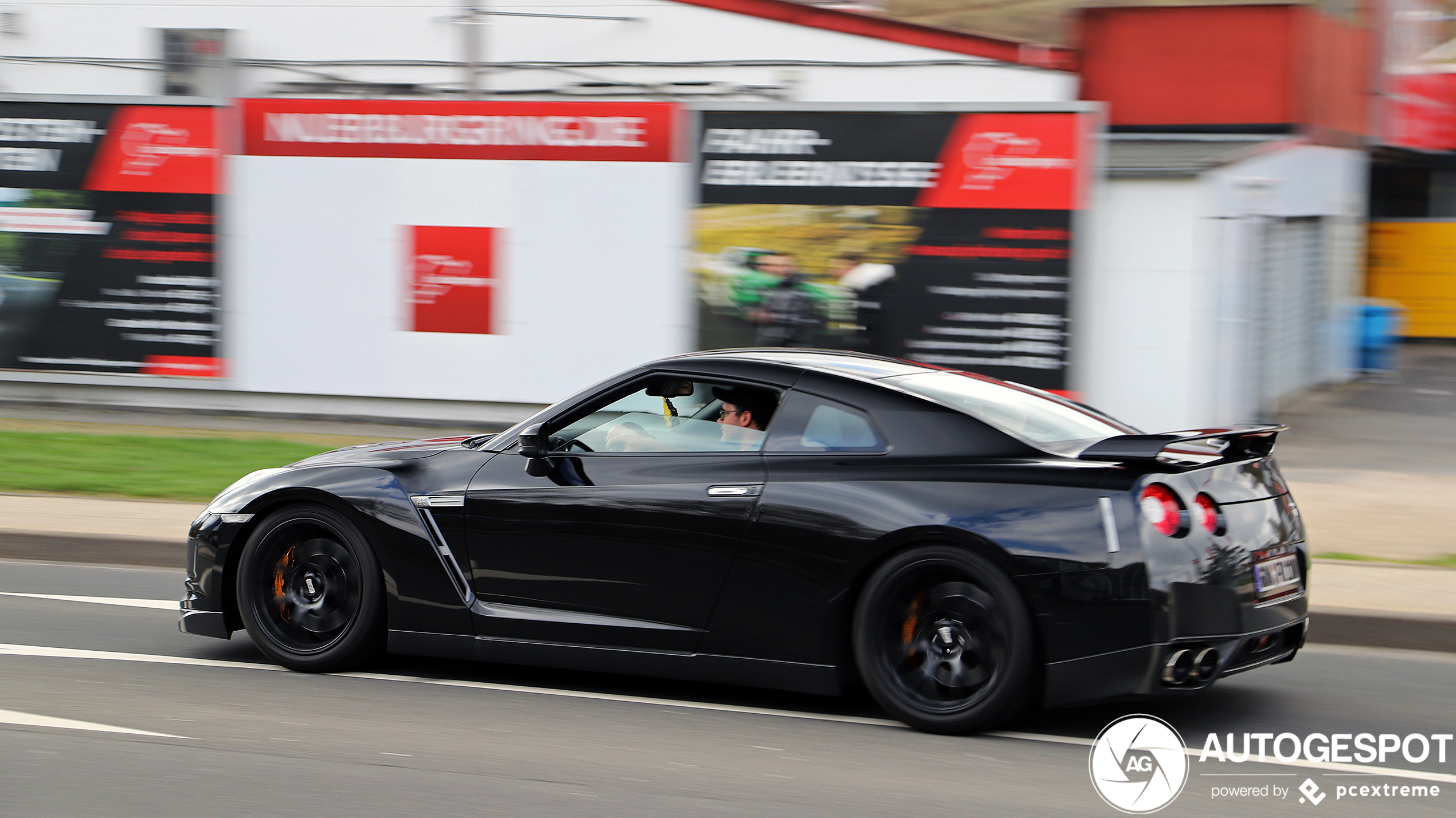 Nissan GT-R - 08 April 2021 - Autogespot
