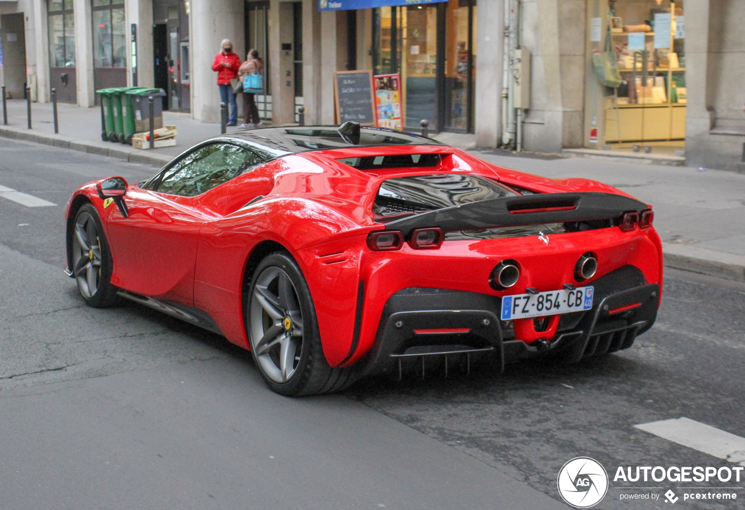 Ferrari SF90 Stradale Assetto Fiorano - 06 May 2021 - Autogespot