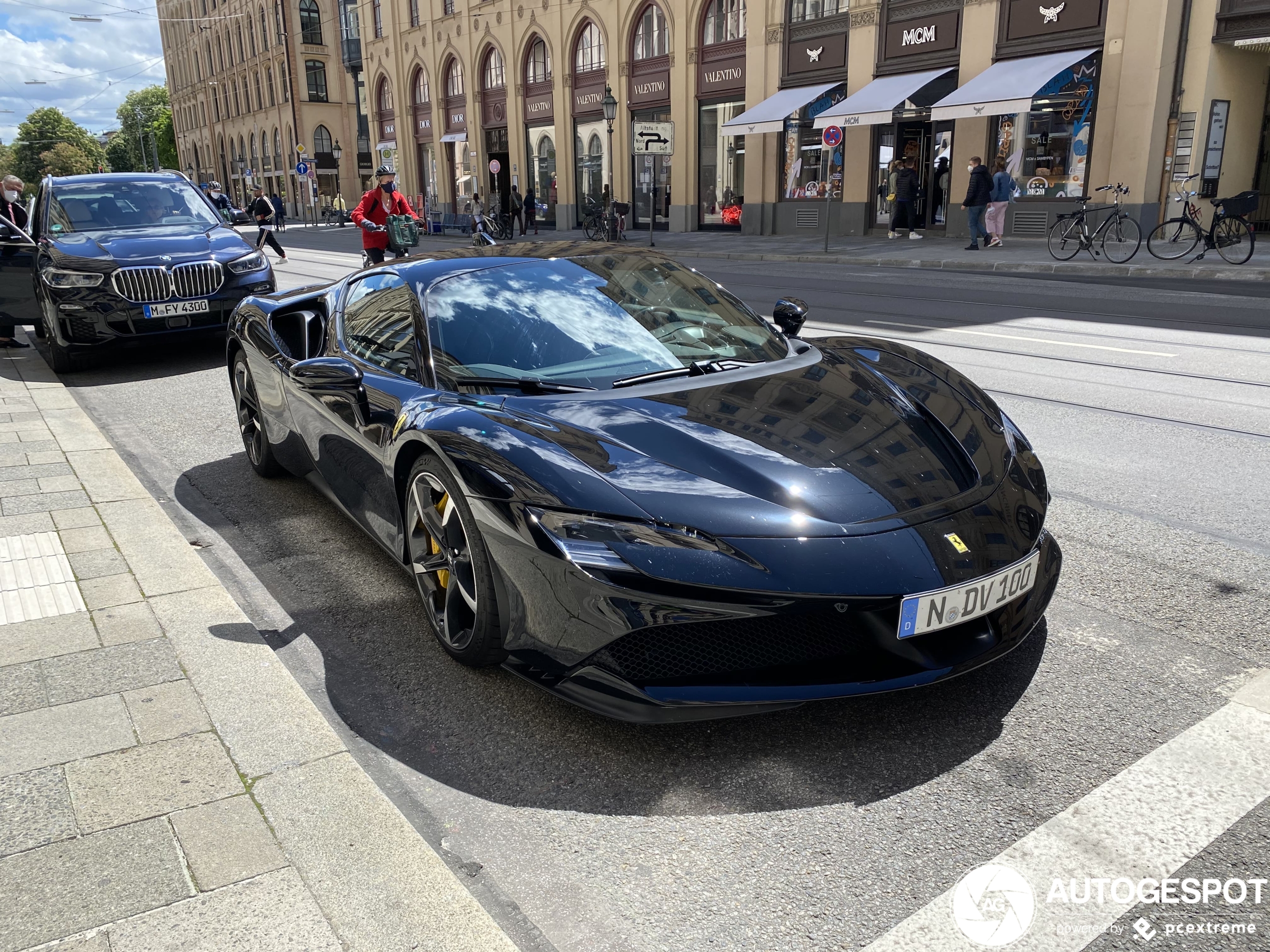 Ferrari SF90 Stradale - 24 May 2021 - Autogespot