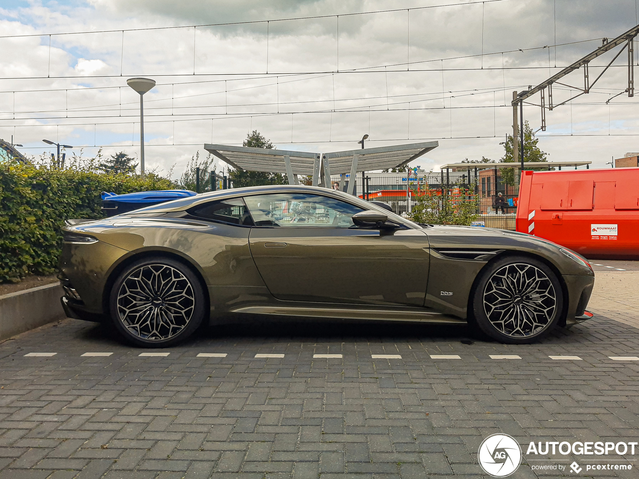 Aston Martin DBS Superleggera OHMSS Edition - 31 May 2021 - Autogespot