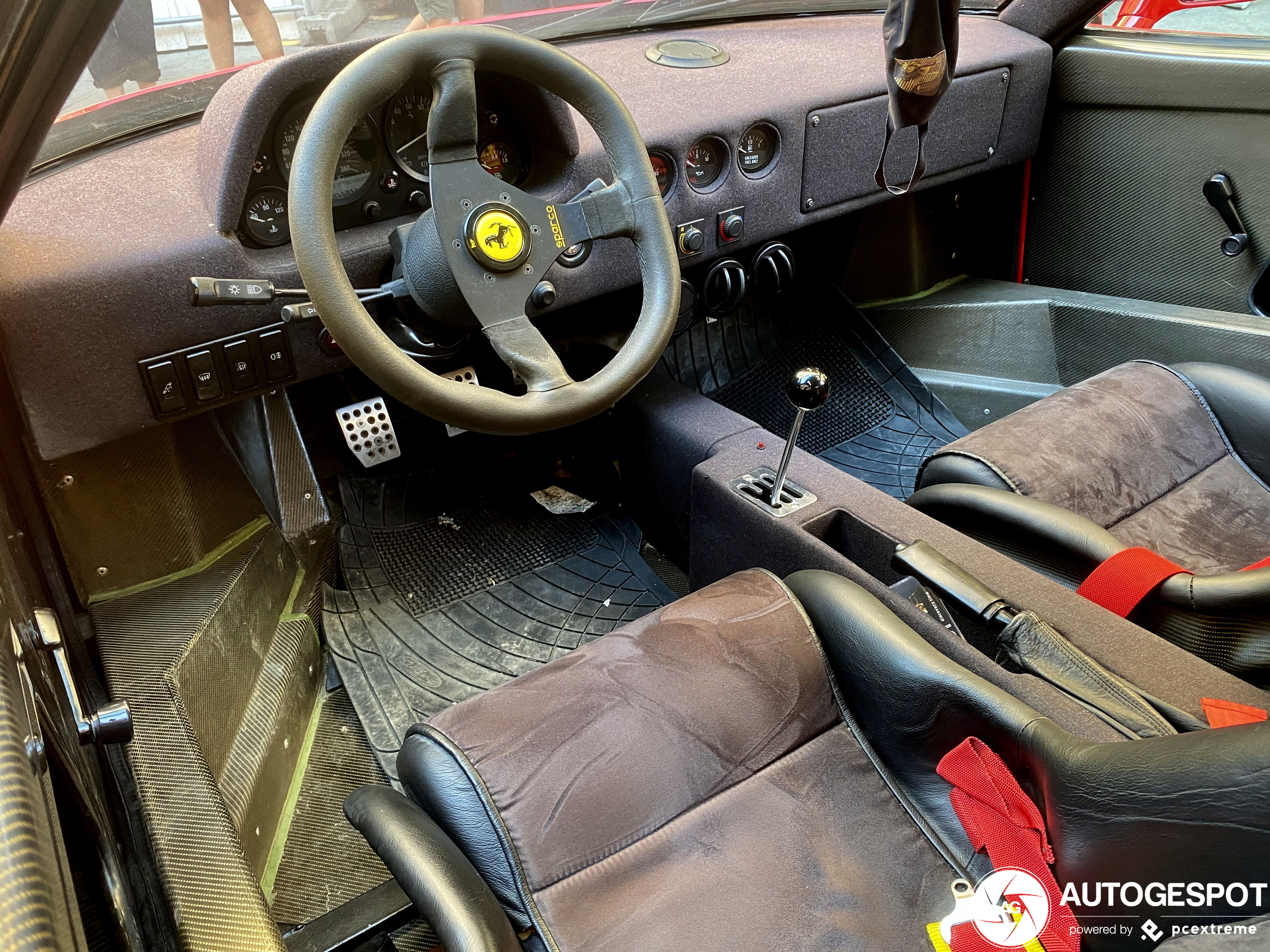 Ferrari F40 Interior